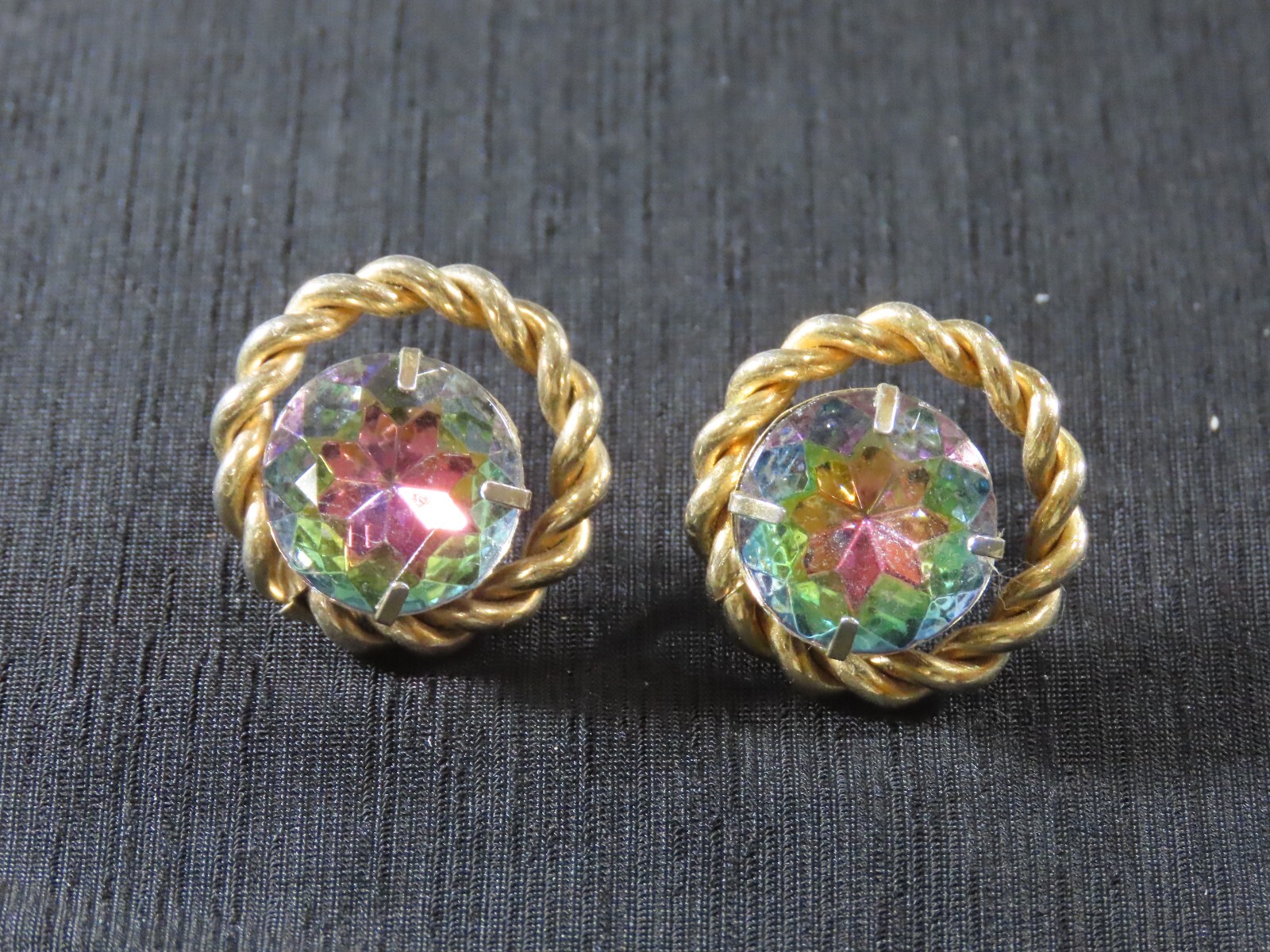 Gorgeous Vintage Vitrail Watermelon Rhinestone Gold T… - Gem