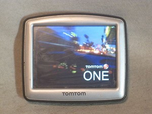 TOMTOM ONE N14644 310 GPS digital map navigation car auto vehicle base ...