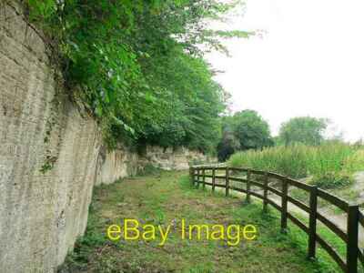 Photo 6x4 South end of quarry face, Quarry Moor, Ripon This end is much ...