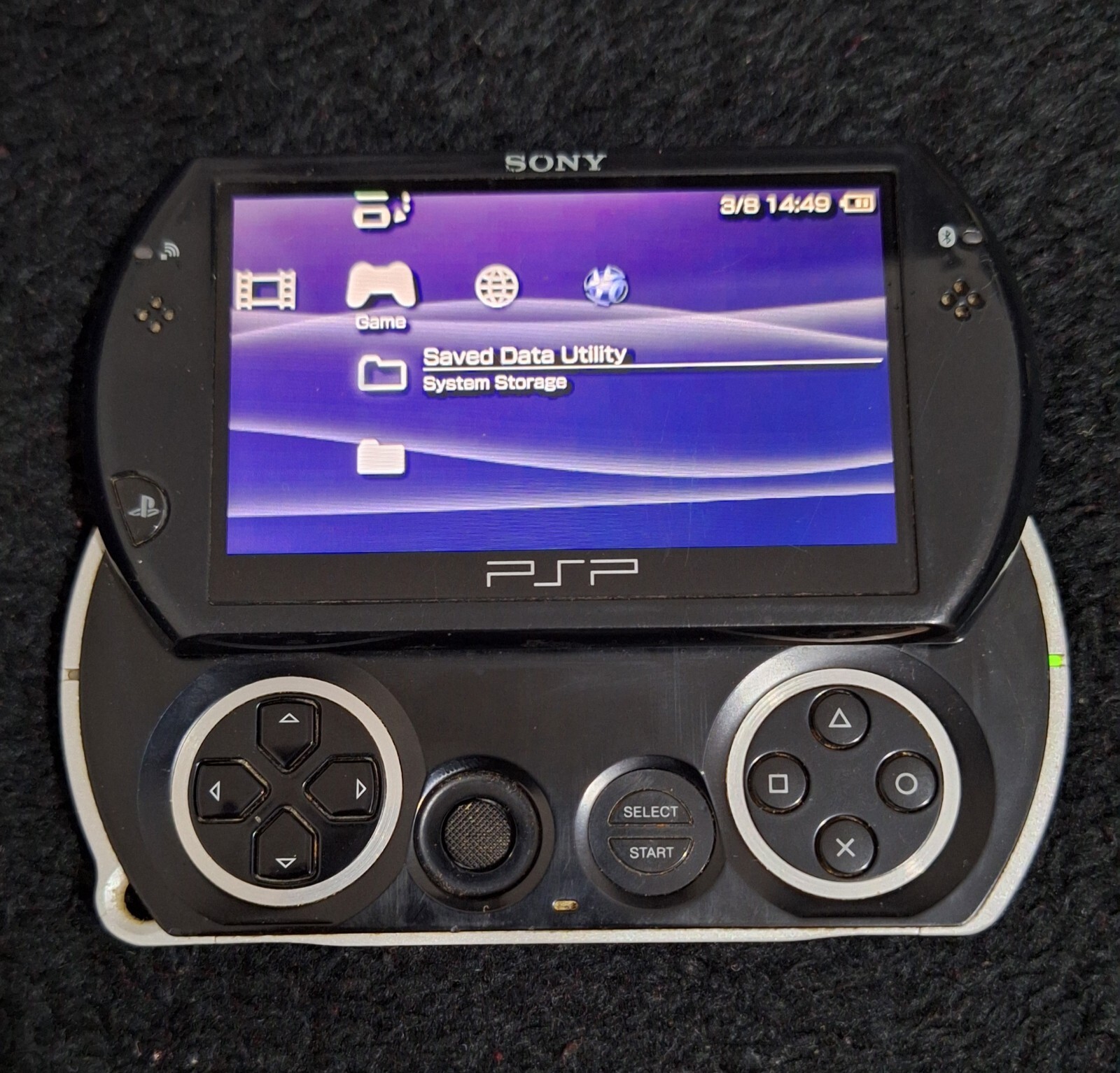 Sony PSP Go Console Black N1004 With A Lot Of Games + Charger | eBay