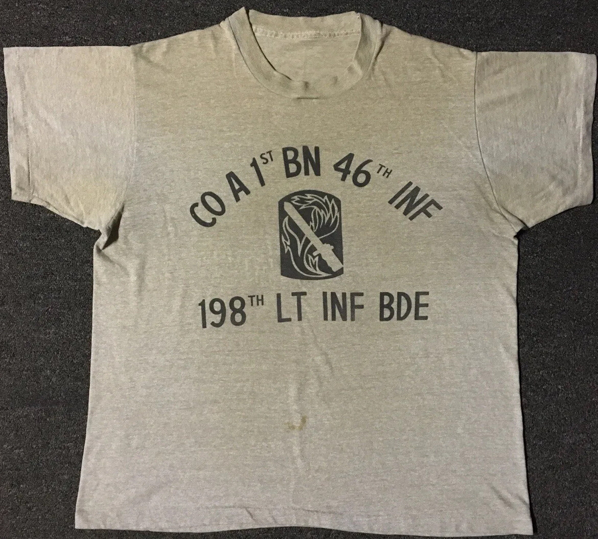 Vtg 80s CO 1st BN 46th INF 198th LT INF BDE Faded Shirt M Military Army ...