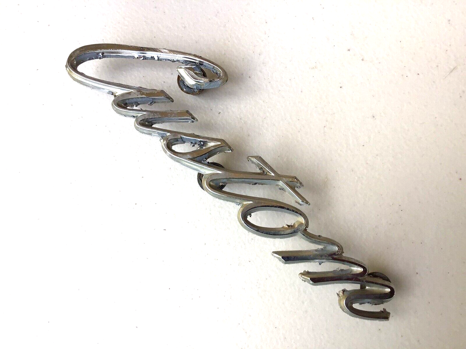 Vintage Ford Custom Chrome Script Car Emblem Name Plate Badge DOTB9925 ...