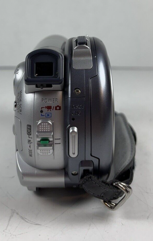Canon NTSC DC100 Mini DVD Camcorder Video Camera 25x Optical Zoom | eBay