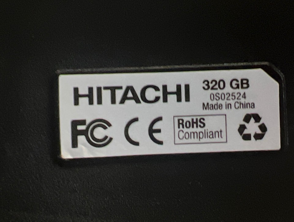Hitachi Touro Mobile 2.5" 320GB External Hard Drive USB 2.0 HDD ...