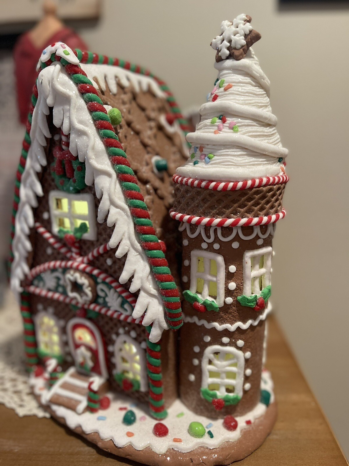 Trimsetter Christmas Gingerbread Ice Cream Cone House LED NWT | eBay
