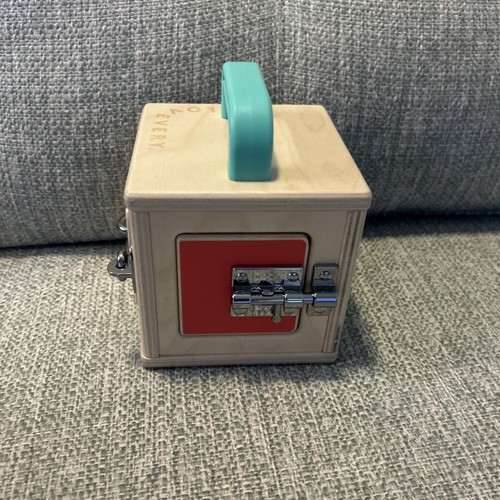 LOVEVERY Wooden Lock Box/Latches Montessori Learning Toy The Realist ...