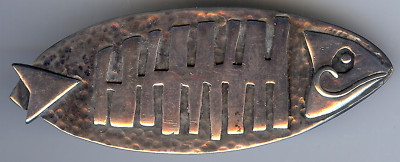 WONDERFUL VINTAGE HALLMARKED HAMMERED STERLING SILVER MODERNIST FISH ...