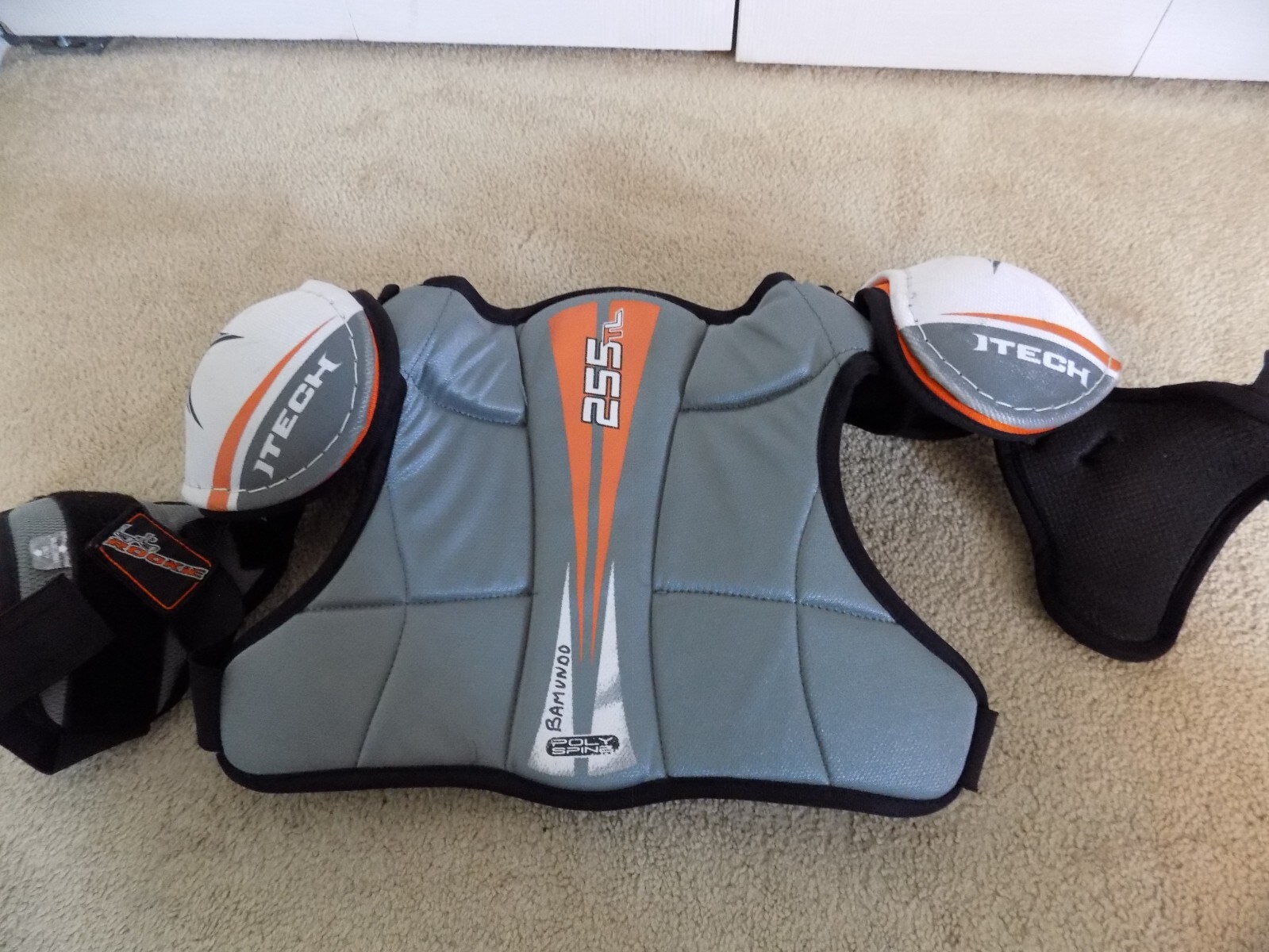 Itech Rookie 255TL Junior Medium Hockey Shoulder Pads--FREE SHIPPING ...