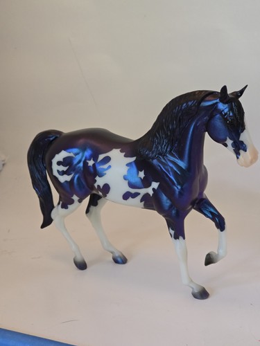 Breyer Tabitha Halloween Horse Classic/Freedom size | eBay