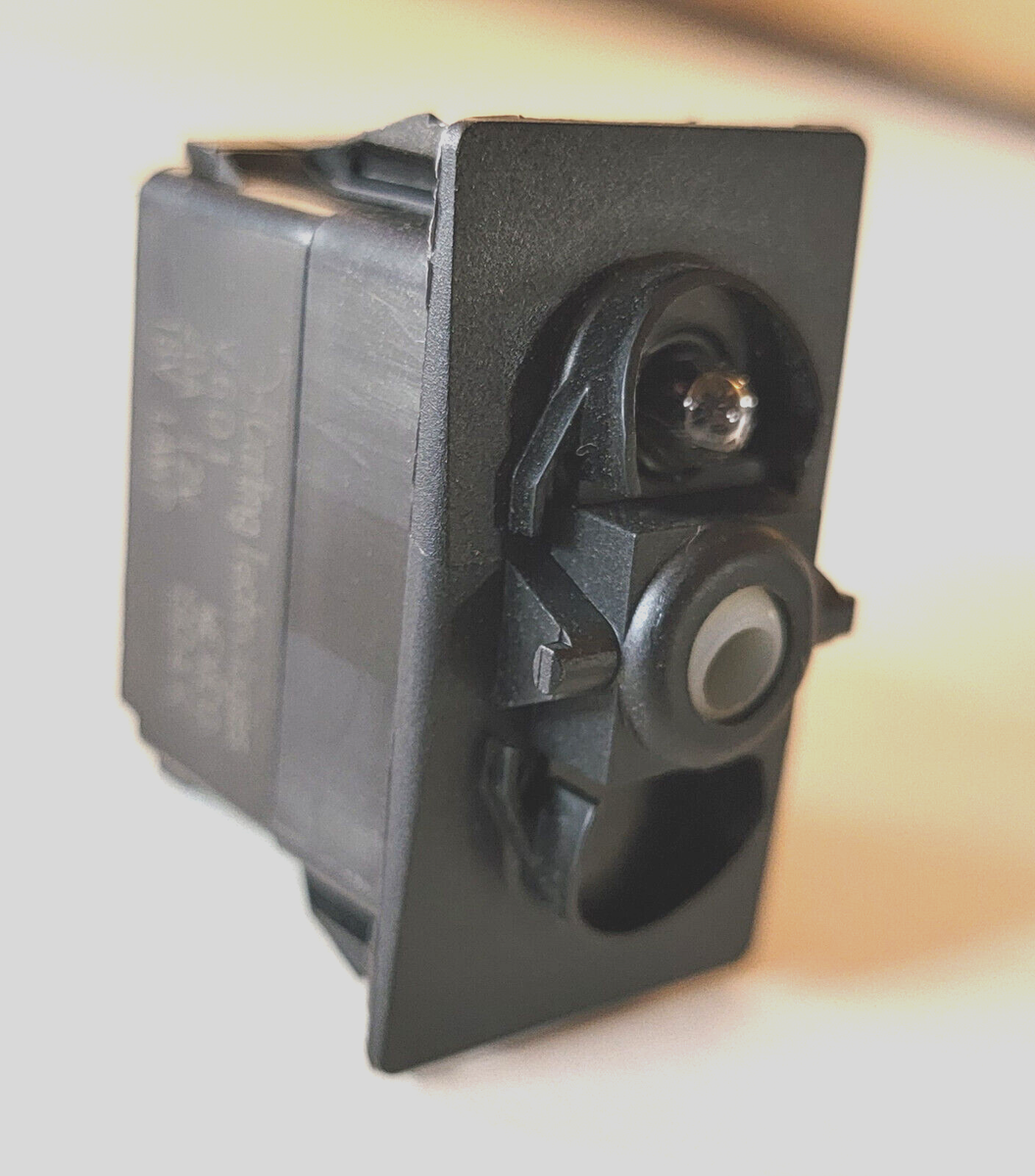 Carling Rocker Switches On Off ROCKER SWITCH CARLING 6 PIN