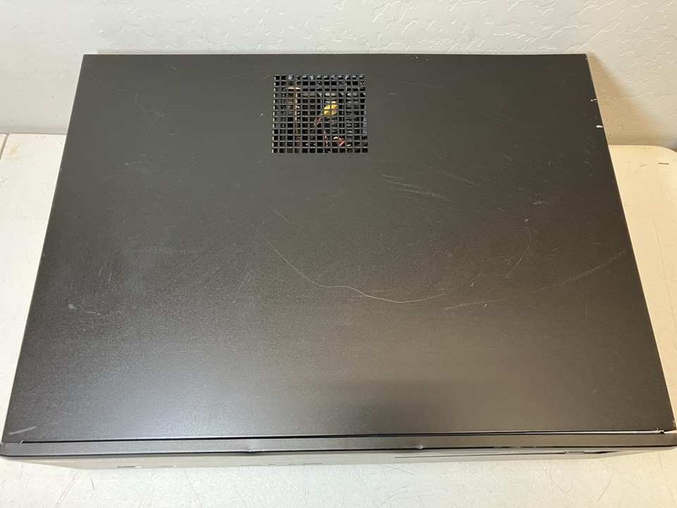 Silverstone GD09 HTPC Case / Flat case for a home theater build ...