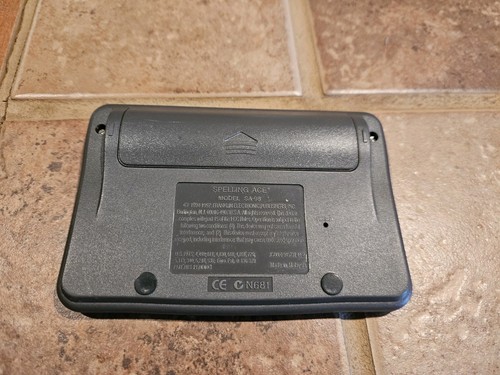 Spelling Ace Franklin SA-98 Electronic Merriam Webster Thesaurus ...