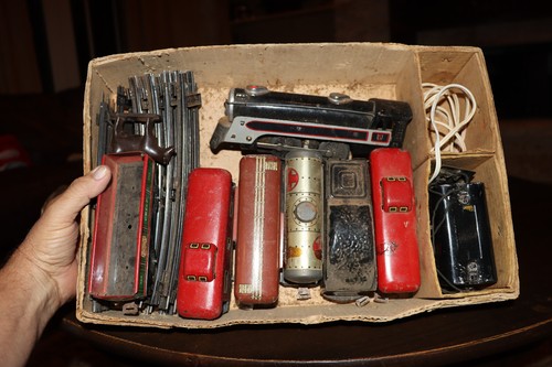 Metal Marx Marlines Train Set Steam Locomotive Engine cars and track ...