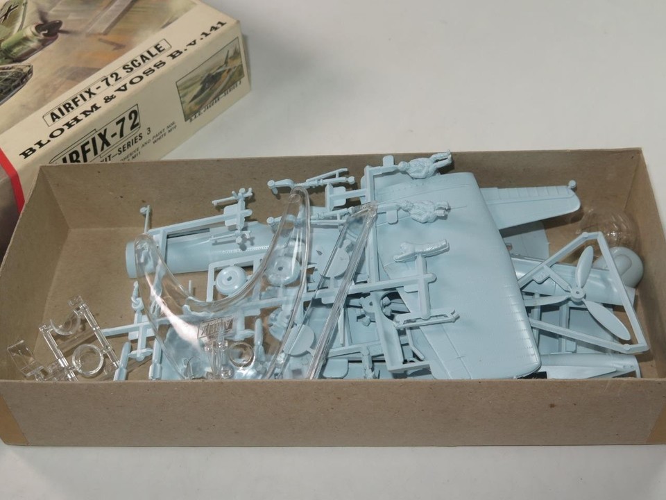 Airfix Model Aircraft Kit 1/72 BLOHM & VOSS Bv 141 WWII Unmade in Red ...