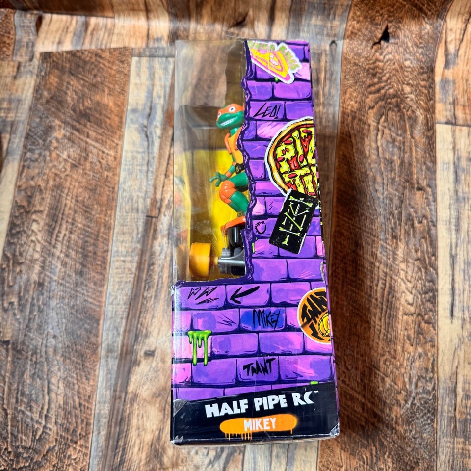 TMNT Mutant Mayhem Mikey Half Pipe RC Skateboard Controller Funrise New ...