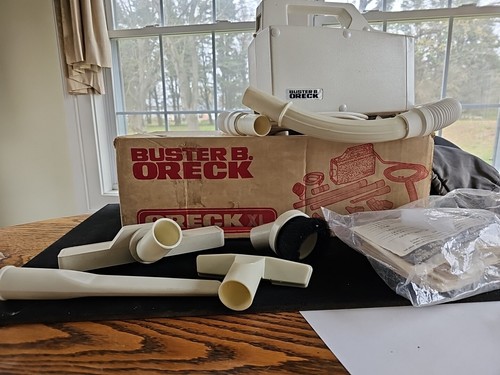 Oreck XL Buster B Compact Handheld Vacuum Cleaner And Extra Bags Tested ...