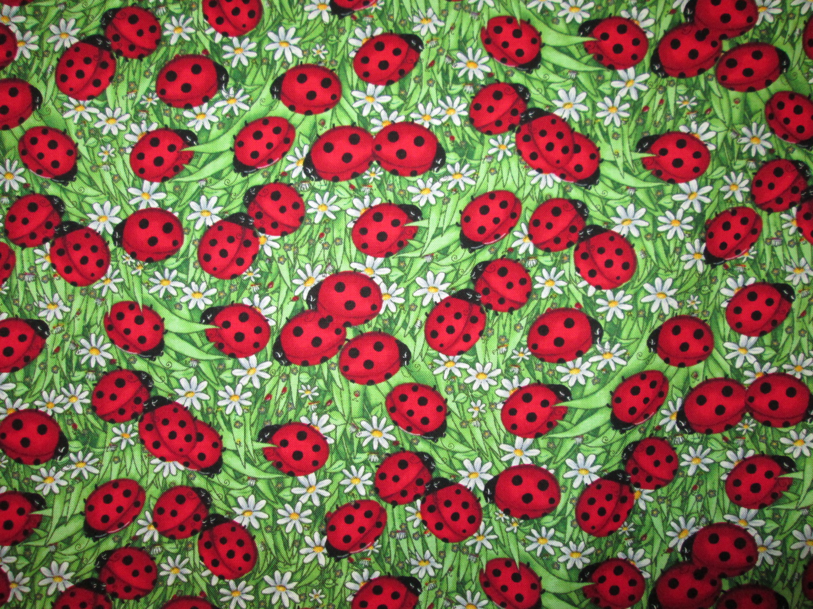 LADY BUG LADYBUGS RED WHITE COTTON FABRIC FQ | eBay