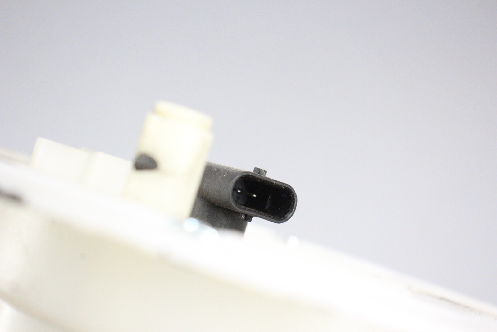 07-14 Mercedes W221 S600 GLK350 CL550 Gas Tank Fuel Filter Unit ...