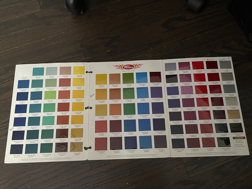 Axalta Coating Systems Vintage DuPont Hot Hues Tri Fold Chip Chart ...