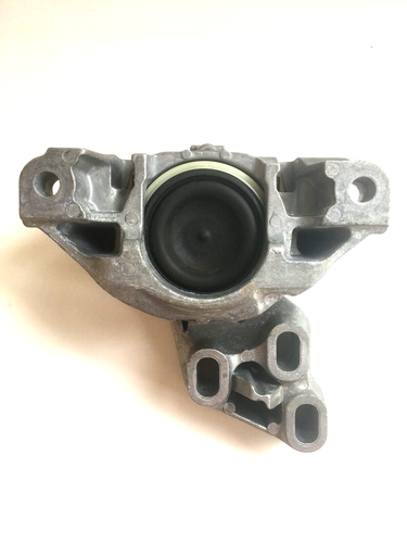 MERCEDES A-CLASS 1.5CDI 2013 ENGINE MOUNT OEM A2462400617 | eBay