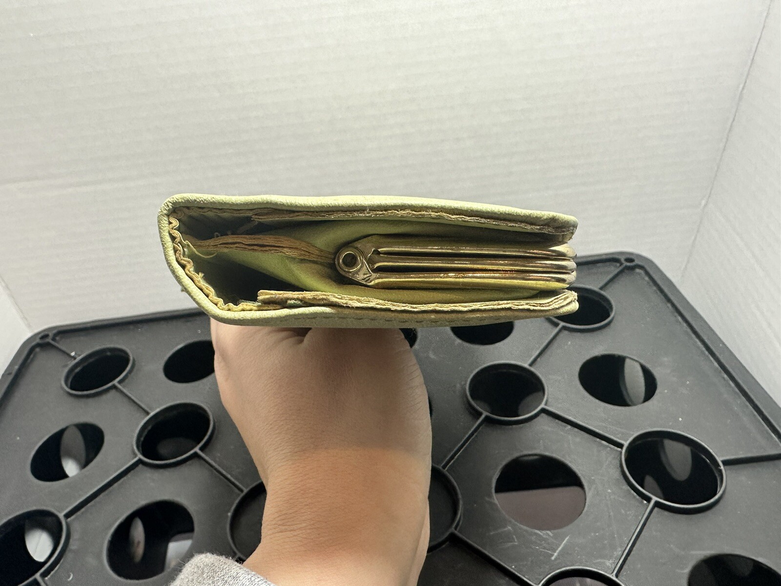 Vintage ROLFS Green Leather with flower Wallet Checkbook Kiss Lock Snap ...