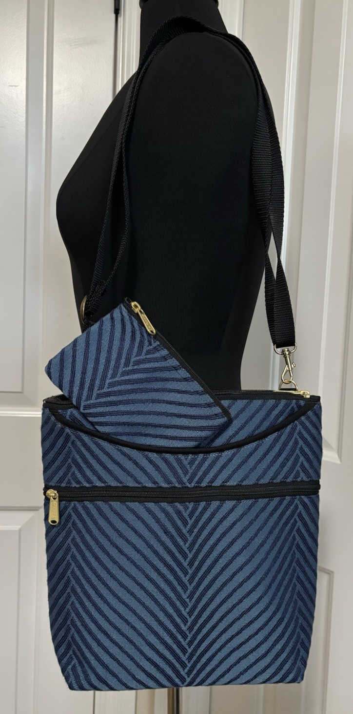 Danny K Maggie Crossbody Shoulder Purse Blue Chevron Pattern Bonus Coin ...