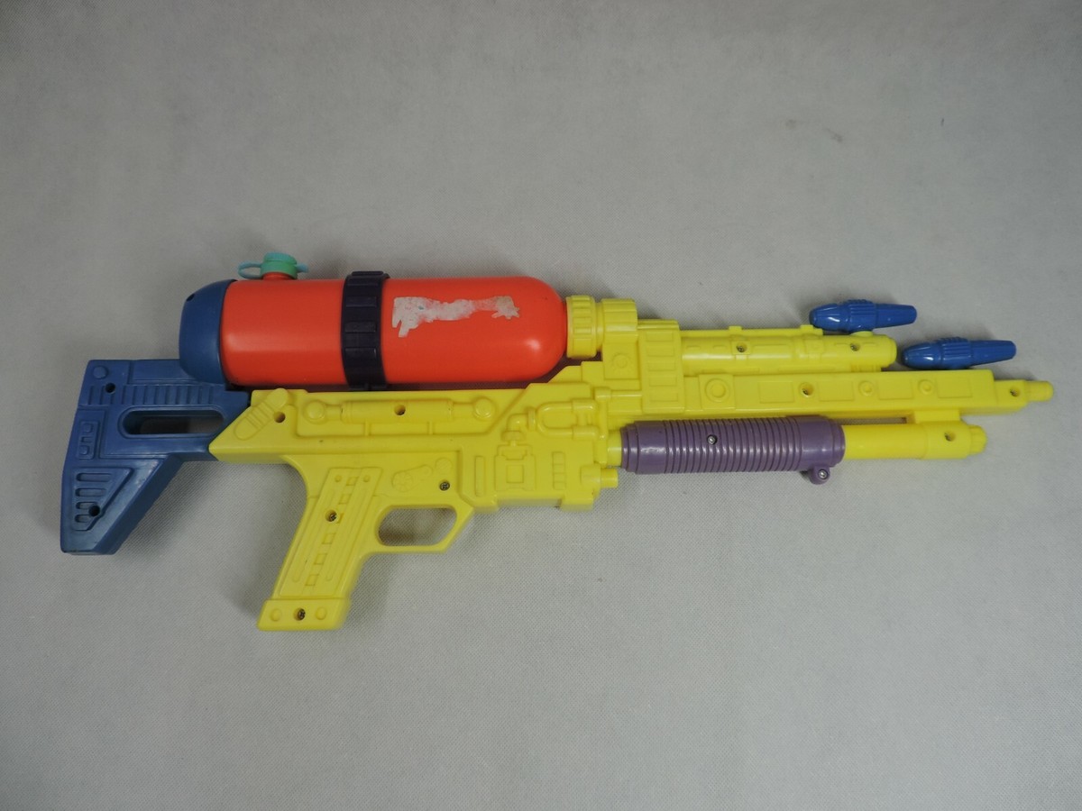 90s Water Gun