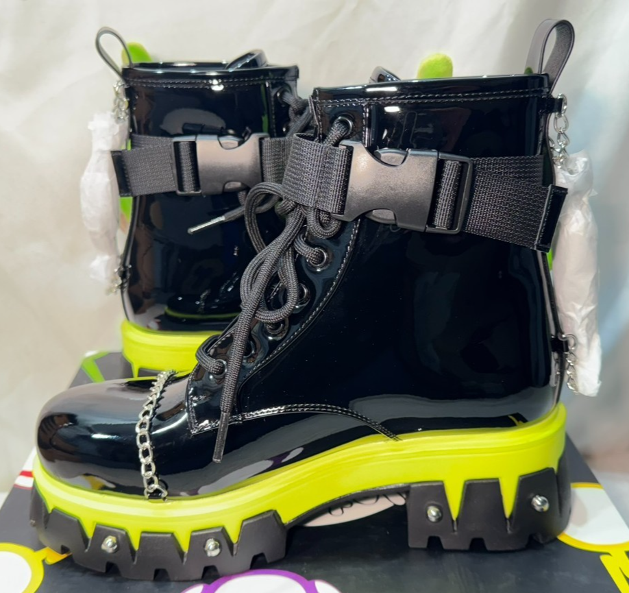 Dipsy Teletubbies Ankle Boots UK 4 / 37 Black Patent Chain Goth Chunky ...