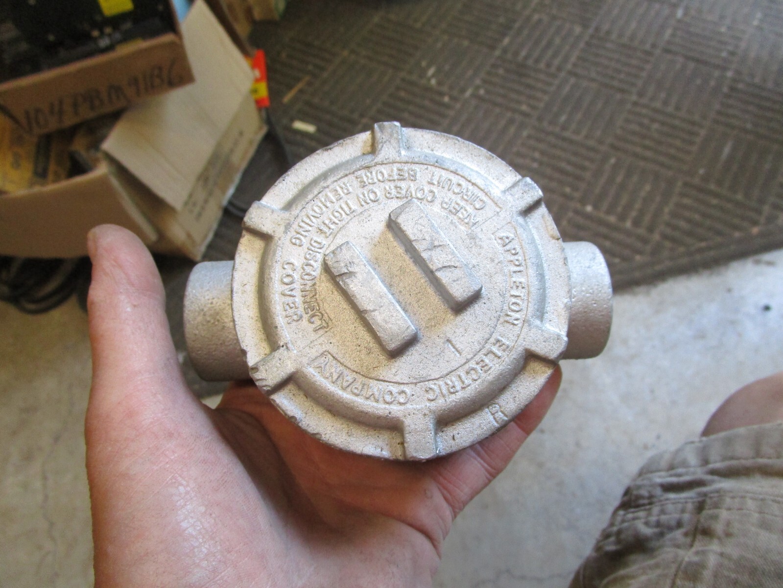 NOS Appleton GRC100 Explosion Proof Mall Iron Conduit Outlet Body 1" | eBay