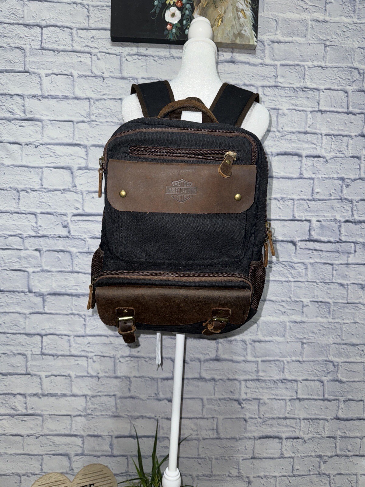 Harley-Davidson “Mustang" Backpack, weathered Leather… - Gem