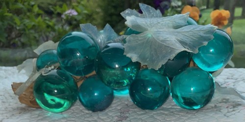 Vintage Lucite Blue Glitter Turquoise Grapes Nice 11” Bunch | eBay