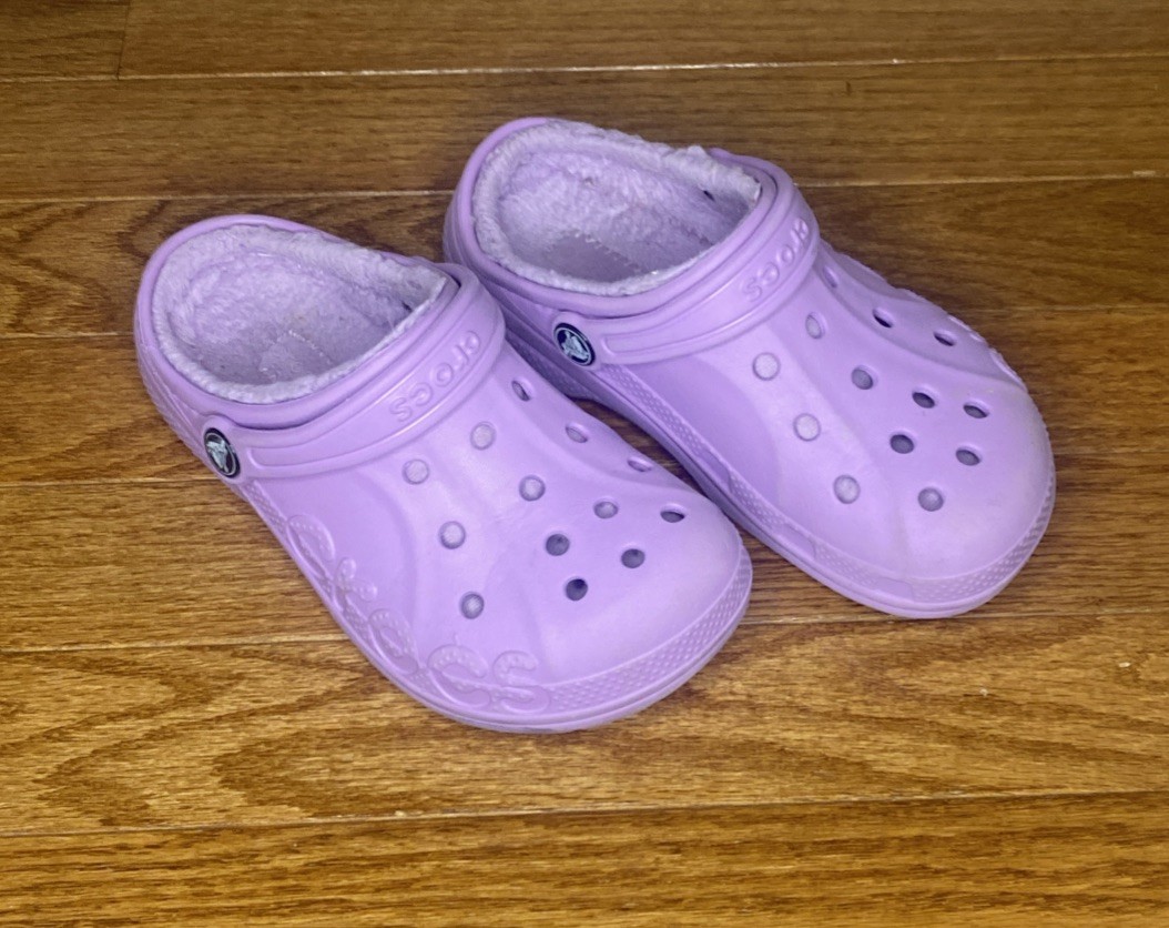 Crocs Classic Lined Fuzzy Clogs Kids Girls Size J 1 Light Purple Slip ...