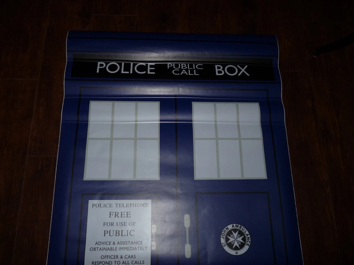 Clinging On To Dr Who Tardis