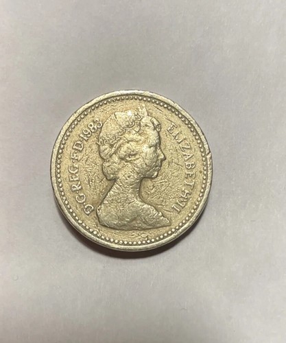 1983 Queen Elizabeth II One Pound coin - ERROR on Side Coin | eBay