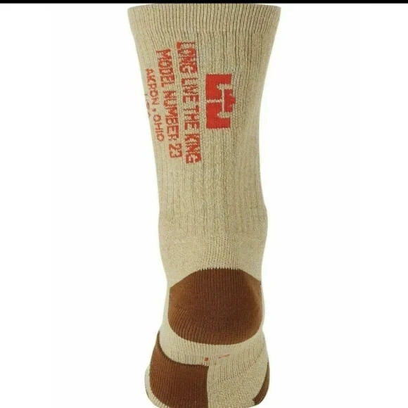 Nike Youth Elite Lebron Crew Socks NWT | eBay