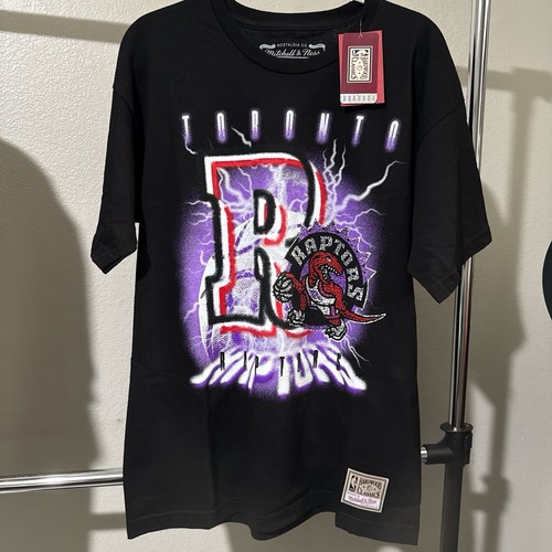 Toronto Raptors Men’s L graphic tee New with tags | eBay