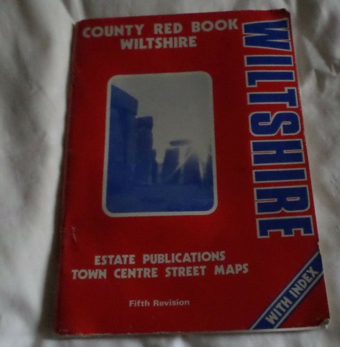 County Red Book, Wiltshire. Good, USED,5th Revision,Town Centre Map ...