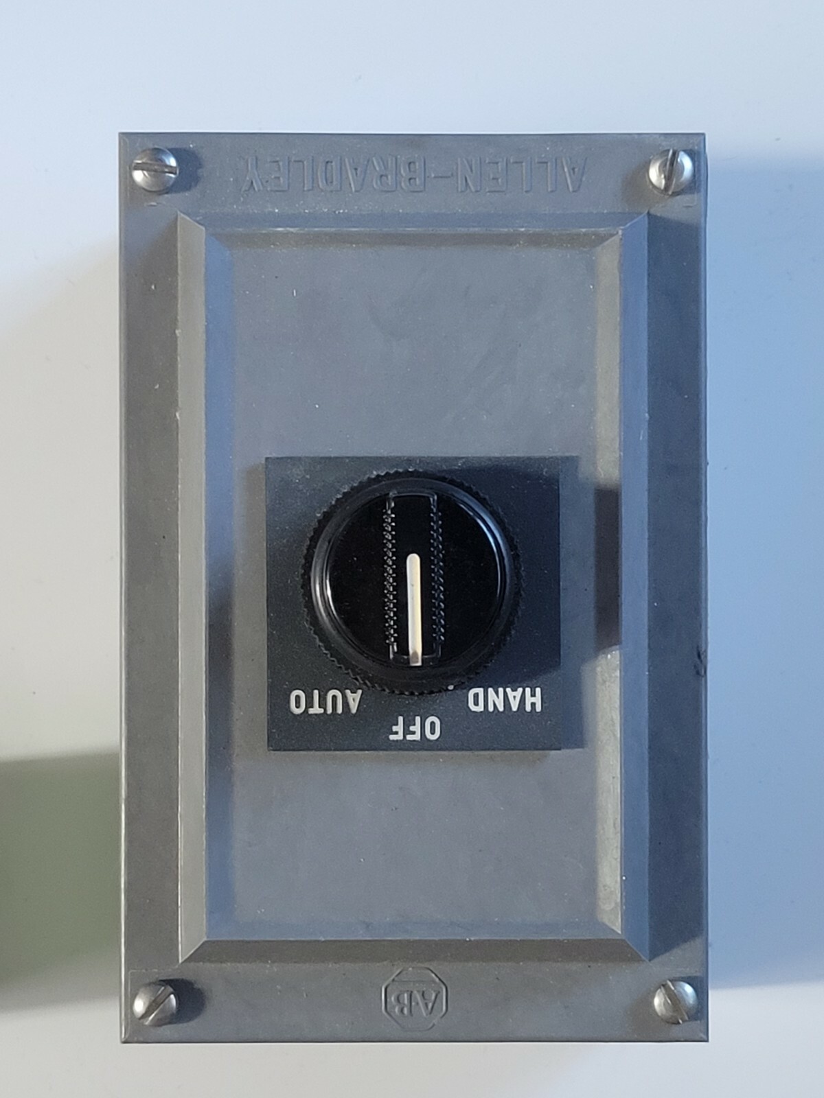 Ab Bulletin 800r Nema Type 4x Enclosure + 2 conduit hubs ab bulletin ...