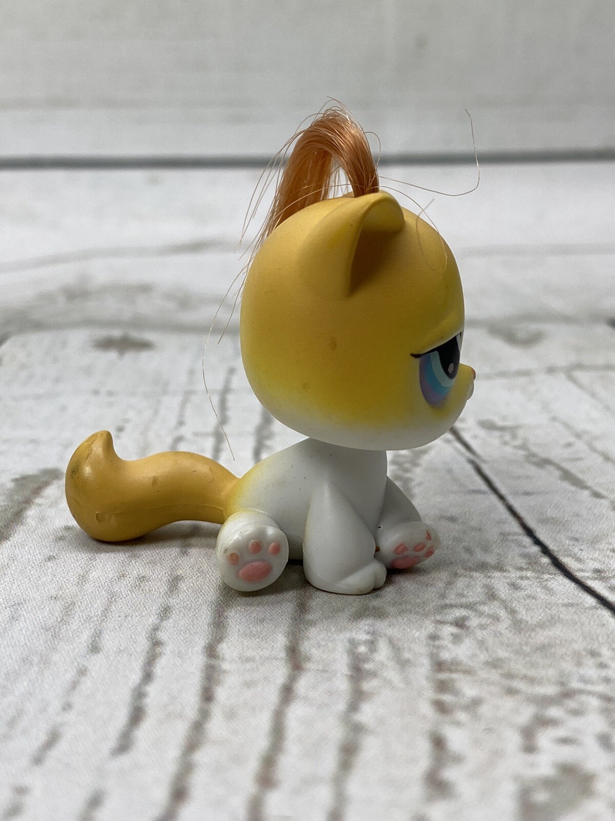 LPS #42 Yellow/ White Sitting Cat w/Real Hair Blue Eyes | eBay