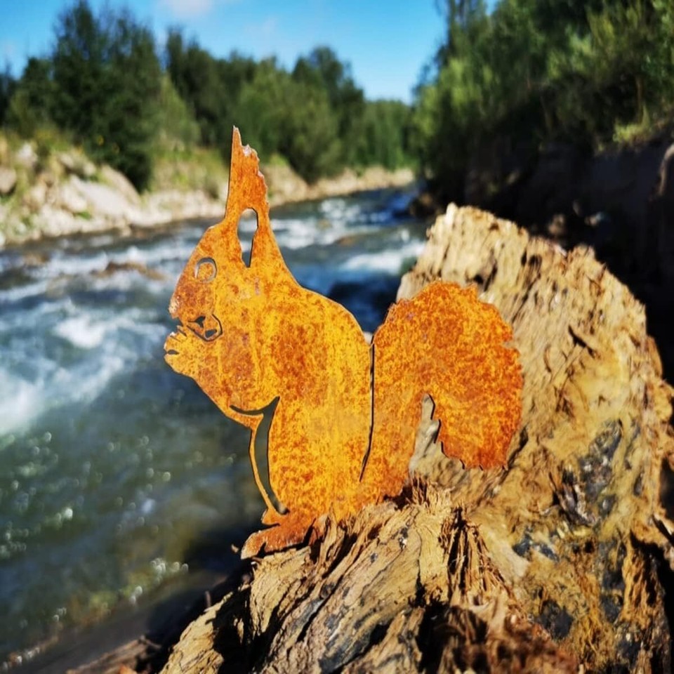 Squirrel Shaped Garden Patio Decor Corten Steel Metal Ornament Outdoor ...