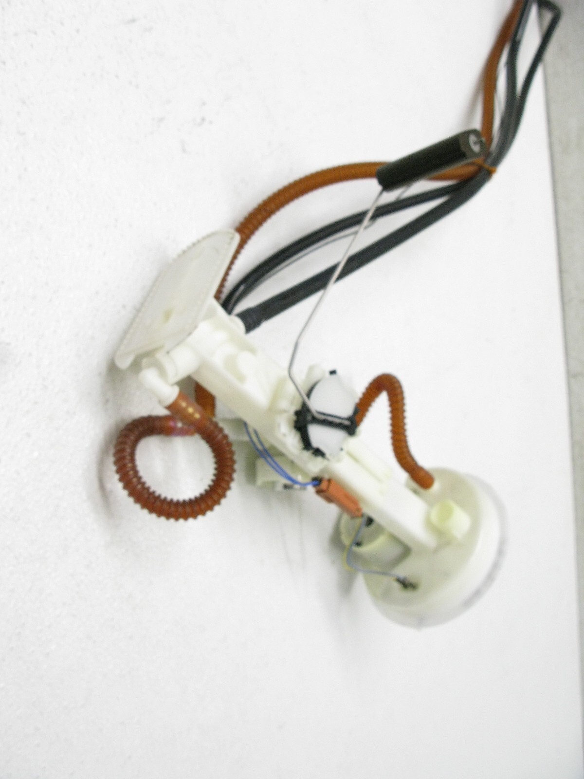 08-19 BMW E70 E71 X5 M X6 4.4 V8 N63 FUEL TANK LEVER SENDER SENDING ...