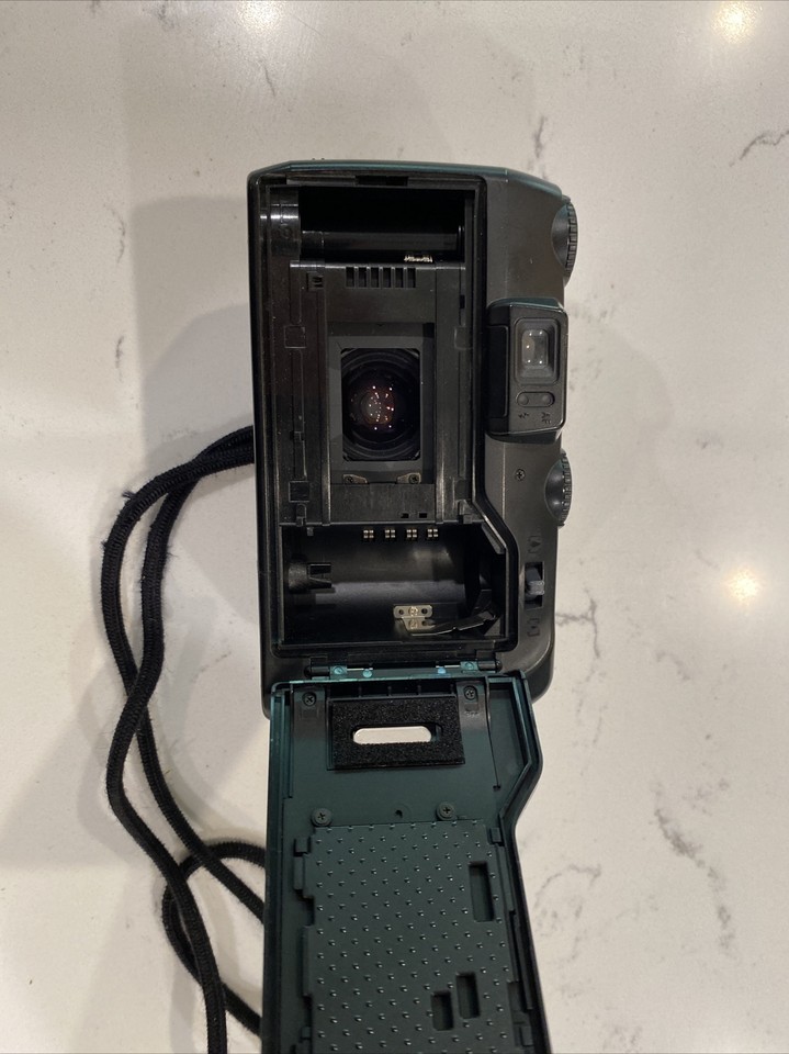 Ricoh Shotmaster 130Z 35 MM 38-130mm Zoom Point and Shoot Camera ...