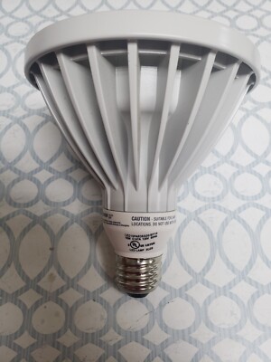 SYLVANIA LED Light Bulb PAR38 SPOT 16W 120V MEDIUM BASE LED16PAR38/830 ...