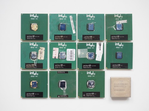 Lot of 11 Intel Pentium III socket 370 microprocessors | eBay