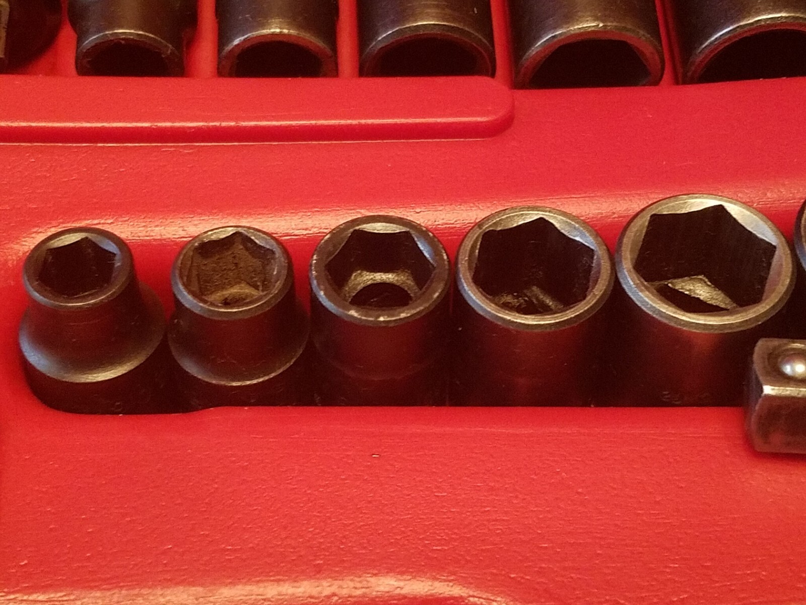 MAC TOOLS 3/8" DRIVE SAE IMPACT SOCKET SET 6 PT 18 PC IN CARRYING CASE ...