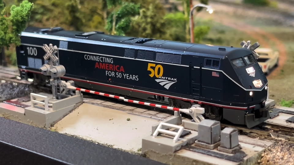 Kato N Scale 176-6035 Amtrak GE P42 50th Anniversary Diesel Locomotive ...