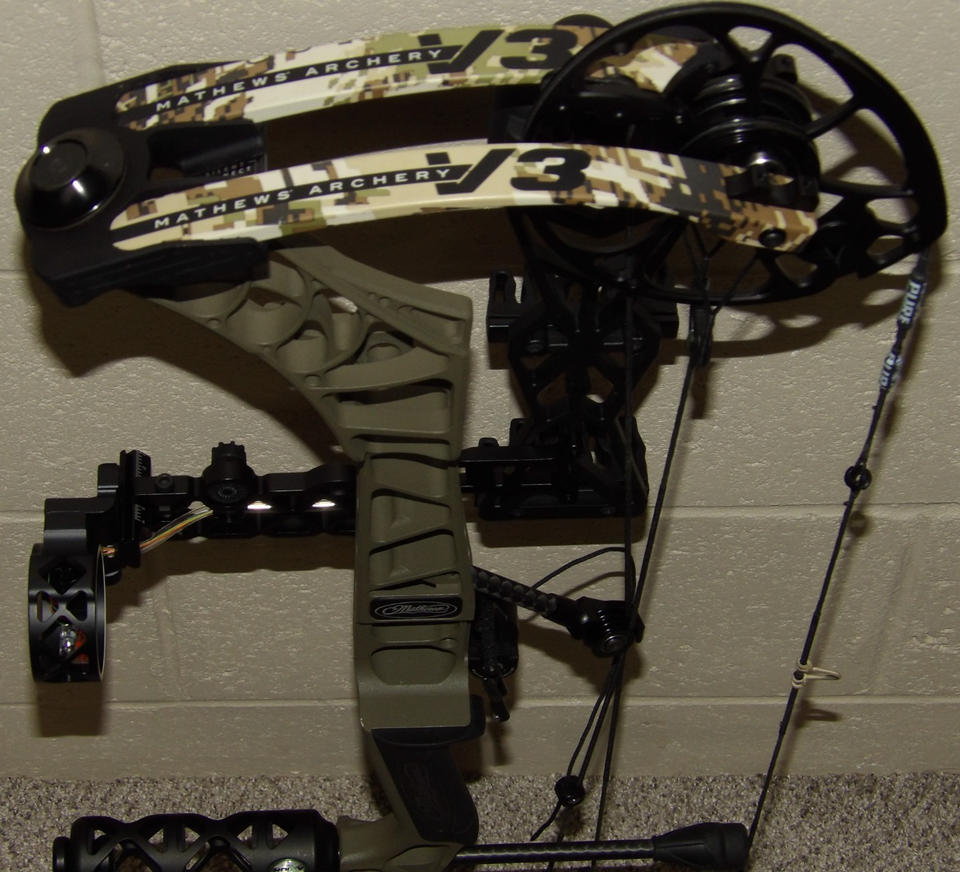 Custom Loaded Mathews V3/27 Bow Package -Many DL/DW- Ambush/Sitka ...