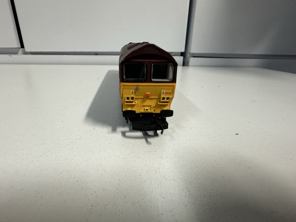 LIMA CLASS 59 201 EWS LIVERY VALE OF YORK | eBay Australia