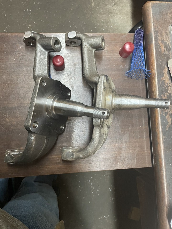 1955 56 57 CHEVY BRAND NEW ORIGINAL REPLACEMENT DRUM BRAKE SPINDLES ...