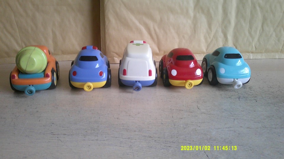 5 x ELC Whizz World Magnetic Toys - Police Car, Ambulance, Cement Truck ...